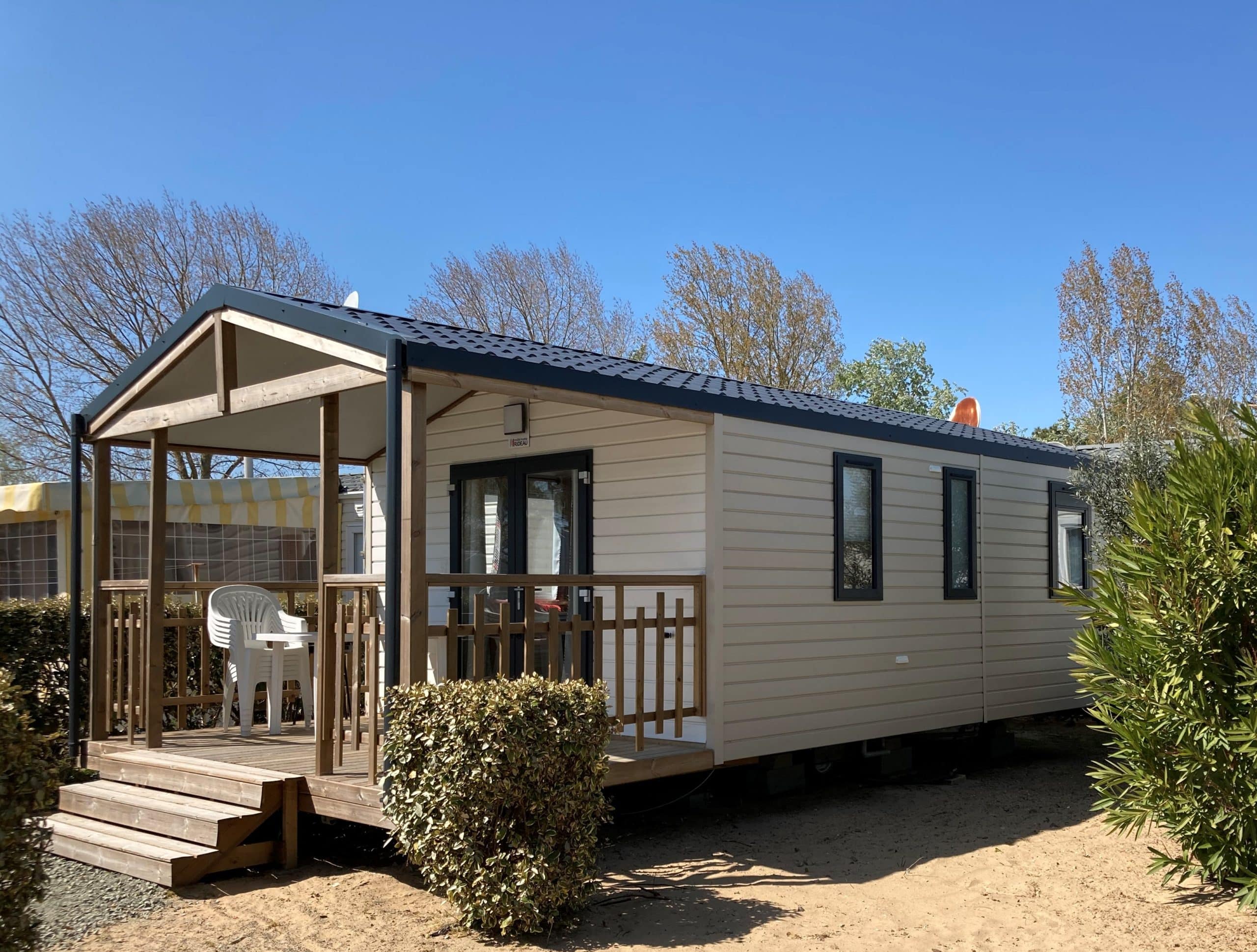 # PANAMA CURTAIN | Groupe Romanée