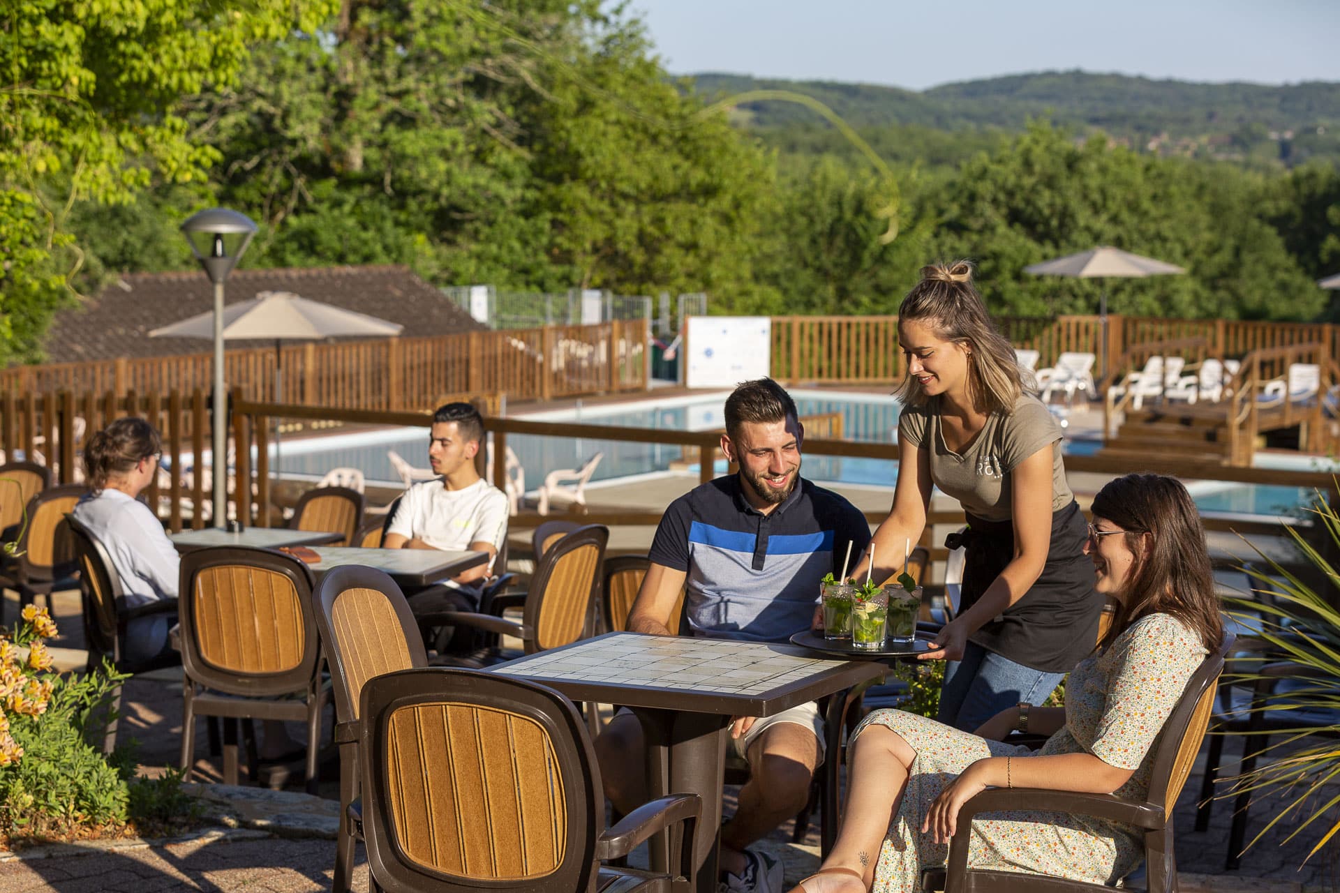 Découvrez notre camping les Grottes de Roffy | Groupe Romanée