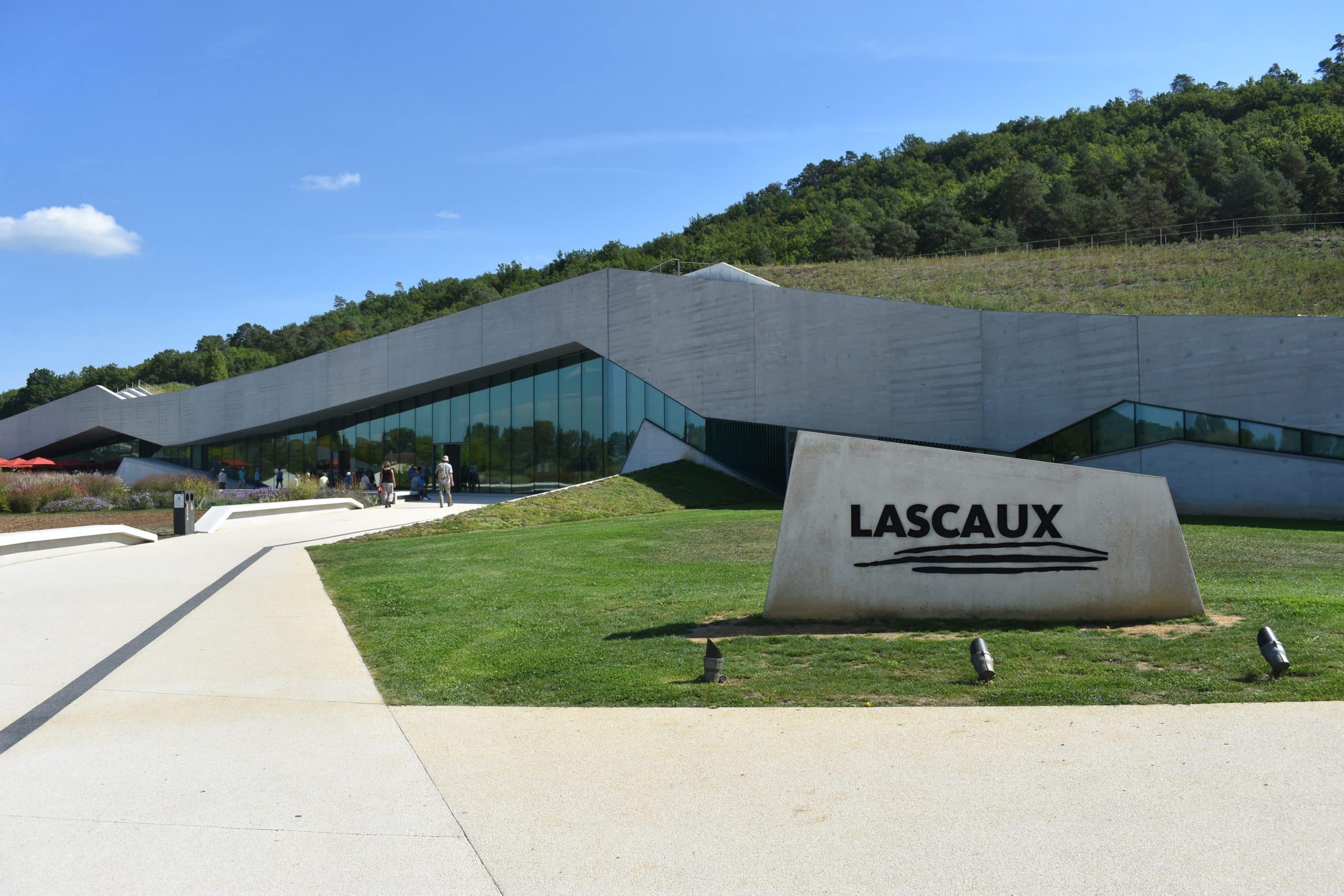 The Lascaux caves: immerse yourself in prehistoric art | Groupe Romanée