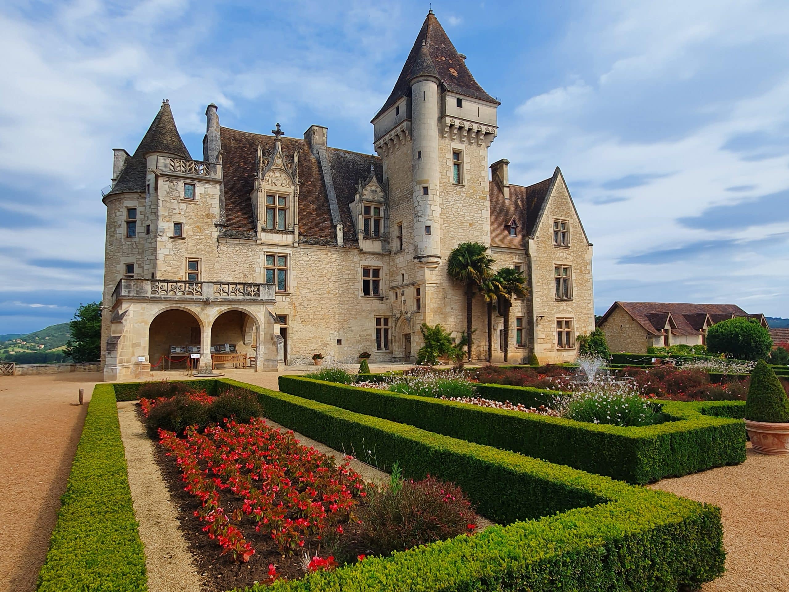 Le Château des Milandes : Découvrez le Domaine de Joséphine Baker | Groupe Romanée